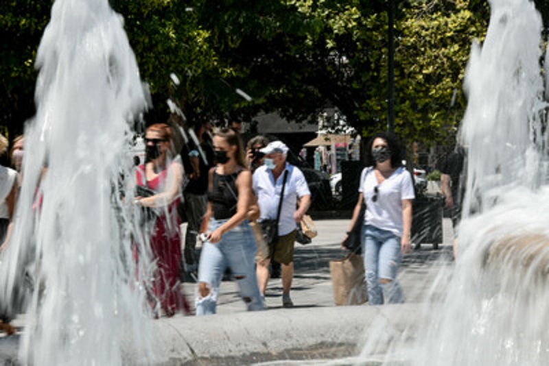 Ένας από τους 10 μεγαλύτερους σε διάρκεια καύσωνες των τελευταίων 35 ...
